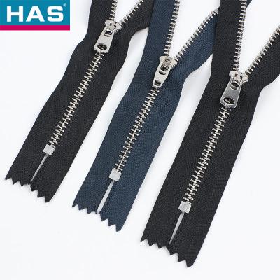 China #5 Custom Stainless Steel Zipper Close End with Y Teeth for Jeans for sale