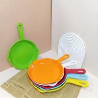 China Unique and Eye-catching Look Solid Color Salad Plate Scratch Resistant Dish Washer Safe for sale