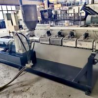 China Single Screw Plastic Pipe Extrusion Machine for PP PVC PE Production - 500-1350 kg/h Capacity with L/D=38 Screw for sale