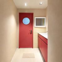 China Modern Style Aluminum Alloy Bathroom Door Featuring Tempered Glass Panels and Durable Frame Ideal for Stylish Bathroom Interiors for sale