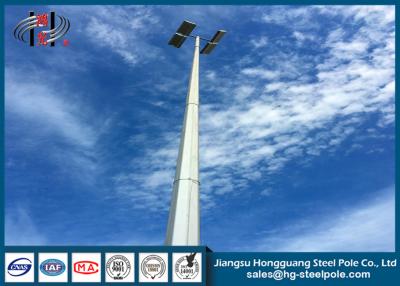 China Q235 Q345 H25m Flood High Mast Light Pole With Lifting System LED Lamp for sale