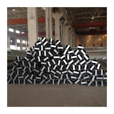 China Hot Dip Galvanized Electric Power Posts Poles 3-6 Tons ANSI for sale