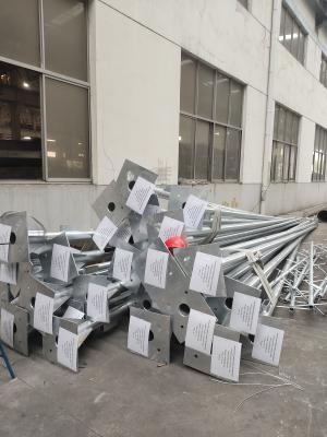 China Double or Single Arm Q235 Steel Street Light Poles With Powder Painting for sale