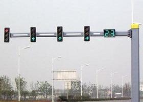 China Powder Coated Steel Pole Traffic Light Column Polygonal Hot Dip Galvanized for sale