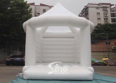 China 5x4m Commercial Grade White Wedding Bouncy Castle with Steeple Top 5.3m Height for sale