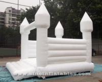 China All White Wedding Bounce House 13x13ft EN14960 Certified Inflatable Bouncy Castle for Adults for sale