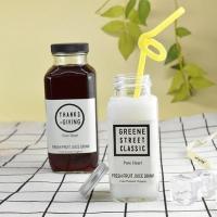 China Durable Glass Packaging Bottle Juice And Milk Glass Bottle With Long Service Life for sale