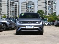 China 2025 BYD Dolphin Electric Sedan 420km Range 70kW Motor Pure EV for sale