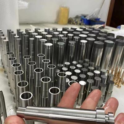 China Medical Grade Stainless Steel Long Shaft ±0.005mm Tolerance CNC Machined for Surgical Instruments for sale
