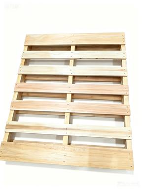 China Poplar Wood Full Deck Four Way Entry Industrial Wooden Pallet 1219x1016x120mm for sale