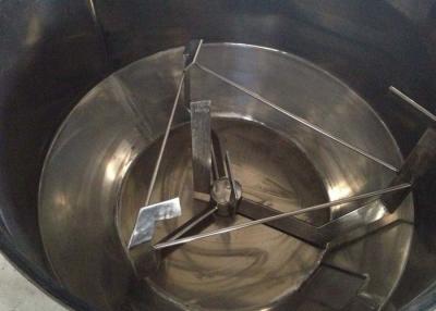China Castor Wheel Plastic Mixing Machine , 150 Kg/H Plastic Material Mixing Machine for sale