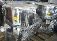 China Castor Wheel Plastic Mixing Machine , 150 Kg/H Plastic Material Mixing Machine for sale
