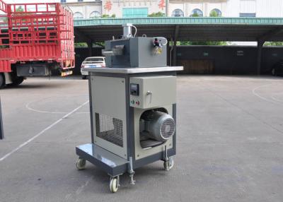 China FPB - 220 Horizontal granule cutter adjustable speed Alloy steel blades for sale