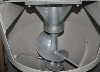 China Iron Body 1.5kw Extruder Hopper , 900mm Storage Height Screw Feeder Hopper for sale