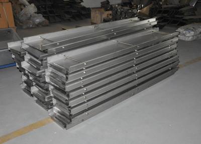 China Plastic Recycling System Stainless Steel Water Trough , Length 5m Durable Cooling Trough for sale