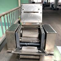 China 7.5KW Motor Plastic Cutting Machine 350kg/H Max Output Anti Corrosive Body for sale