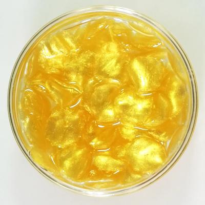 China Colored PETALS Wet Round Spheres Cosmetic Raw Material with pH 5.0-8.0 for Skincare Formulations for sale
