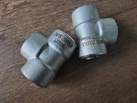 China DN15 2000LB SS304L Socket Tee Seamless Pipe Fittings for sale
