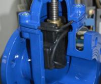 China Pn10 Pn16 Dn 400 500mm 4 Inch Cast Iron Gate Valve for sale