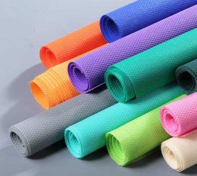 China Custom  Nonwoven Fabric Breathable Medical Mask PP Spunbond Non Woven Fabric Roll for Disposable Face Mask Fabric for sale