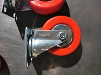 China 100mm Diameter 198LBS Capacity Swivel Medium Duty Casters With Covers for sale