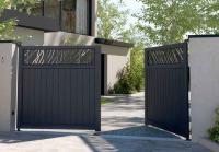 China Home Yard Aluminium Profile Gate Door 1.2mm Thickness Long Lasting for sale