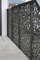 China OEM Black Aluminum Slat Fence Panels Fireproof Expandable Foil Wrought Iron for sale