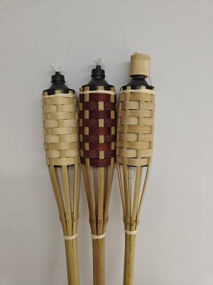 China Natural Bamboo Tiki Torch With Black Metal Wick Holder For Outdoor Decoration for sale