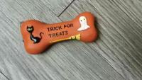 China Halloween Bone Squeaky Dog Toy 14cm Latex Pet Toy for Small Medium Dogs for sale