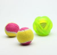 China Christmas Plastic Chew Toys for Dogs Indestructible Fetch Ball Set 9cm TPR for sale