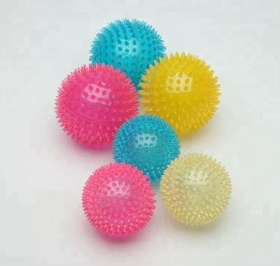 China TPR Spike Ball Dog Toy Squeaky Unbreakable 6.5cm 9cm 12.5cm Interactive Fetch Bouncing Ball for sale