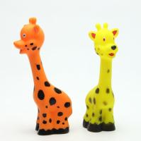 China Customized Giraffe Vinyl Pet Chew Toy for Dogs 19cm Height Durable Dog Toy for sale