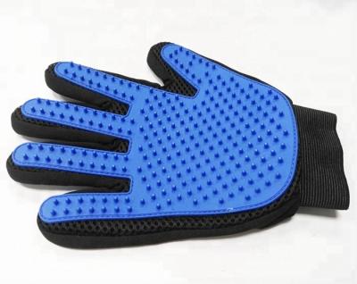 China 259 Pin Pet Grooming Glove Five Finger Dog Deshedding Mitt 23x17cm Long Service Life for sale