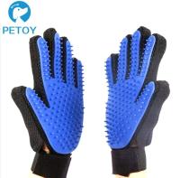 China TPE Flexible Five Finger Pet Comb Glove 200 Soft Silicone Tips Dog Brush for Long Short Hair for sale