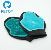 China Pet Grooming Deshedding Gloves with 200 Soft Rubber Tips 23x17cm TPE for sale