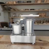 China Large Capacity Industrial Egg Cracking Machine Centrifugal Egg Breaker For Home for sale
