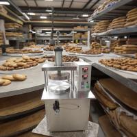 China Automatic Bread Crust  Flour Lavash Making Dough Flour Tortilla Press Machine Big Capacity for sale