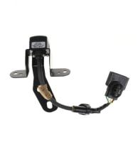 China ABS Plastic Auto Rearview Camera 284F1-1BA2A for Nissan Serena 2010 - OEM Standard Size with 12-Month Warranty for sale