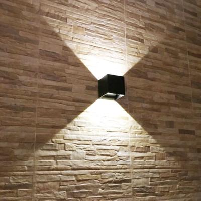 China 6W Waterproof IP65 adjustable PIR sensor led outside wall lights & wall mounted outdoor wall light for sale