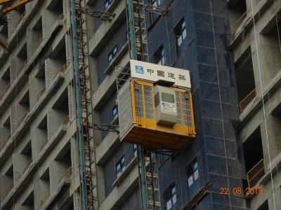 China Frequency Conversion Factories Vertical Rack And Pinion Lift for sale