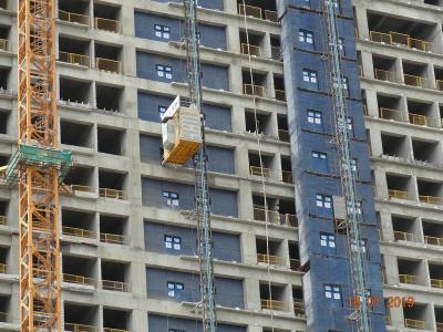 China High Safety Guide Rail Rack Pinion Building Construction Lift for sale