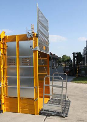 China 100m Rack Pinion Type Construction Site Hoist TUV Certificated for sale