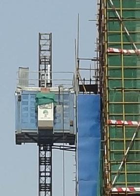China Inverter Controlled Building Site Lift for Efficient Lifting up to 450m for sale