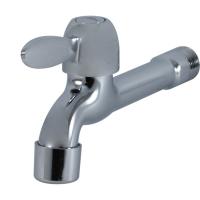 China Single Handle Brass Basin Faucet with Chromium Surface Finishing for Hot and Cold Water Bathroom Mixer Tap for sale