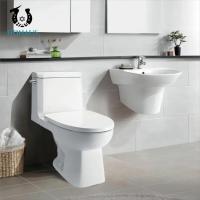 China Ceramic Soft Close Lid Two Piece Toilet Bowl Curved Single Flush Customizable for sale