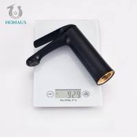 China Single Hole Basin Faucet Hot Cold Mixer Tap Copper 100x137x115mm Ceramic Valve for sale