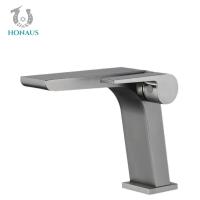 China Anti Wear Waterfall Wash Basin Faucet Single Hole Basin Mixer Tap Deck Mounted 189x140x158mm Copper for sale