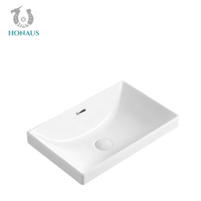 China Luxury Integrated Undermount Bathroom Inset Basin Square Shape 620x400mm Ceramic for sale