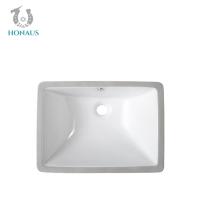 China Oval Undermount Ceramic Bathroom Basin 610x435mm with Overflow 10L-15L for sale