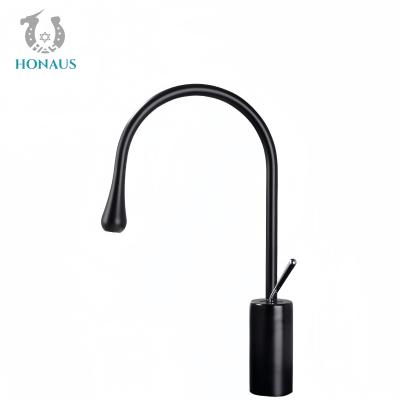 China Gravity Die Casting Brass Wash Basin Faucet European Style Deck Mounted Hot Cold Water for sale